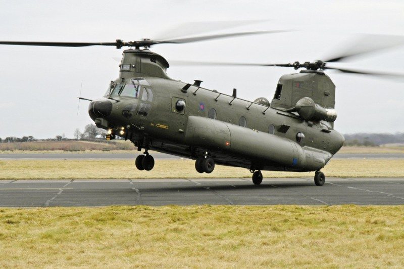 Modified Boeing Chinook Mk3 Successfully Completes 1st Test Flight ...