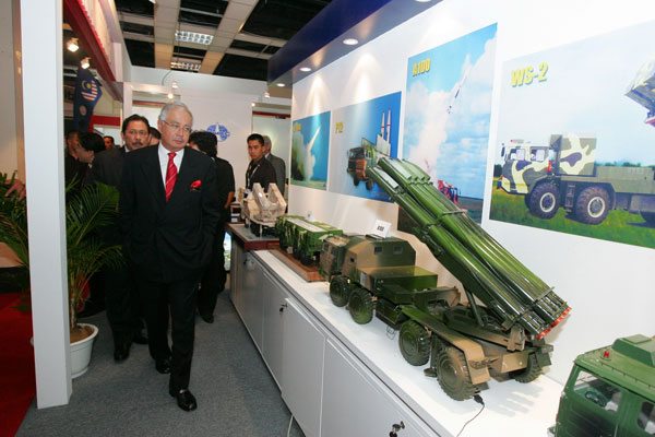 Large-scale military exhibition opens in Malaysia | Defense & Security ...